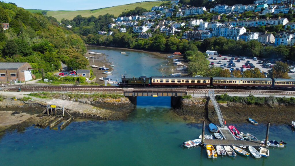 Where to Eat Lunch in Kingswear: A Local Guide | Your Devon Escape